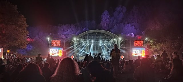 Paredes de Coura: Festival soma 100 mil pessoas e volta a 13 de agosto ...