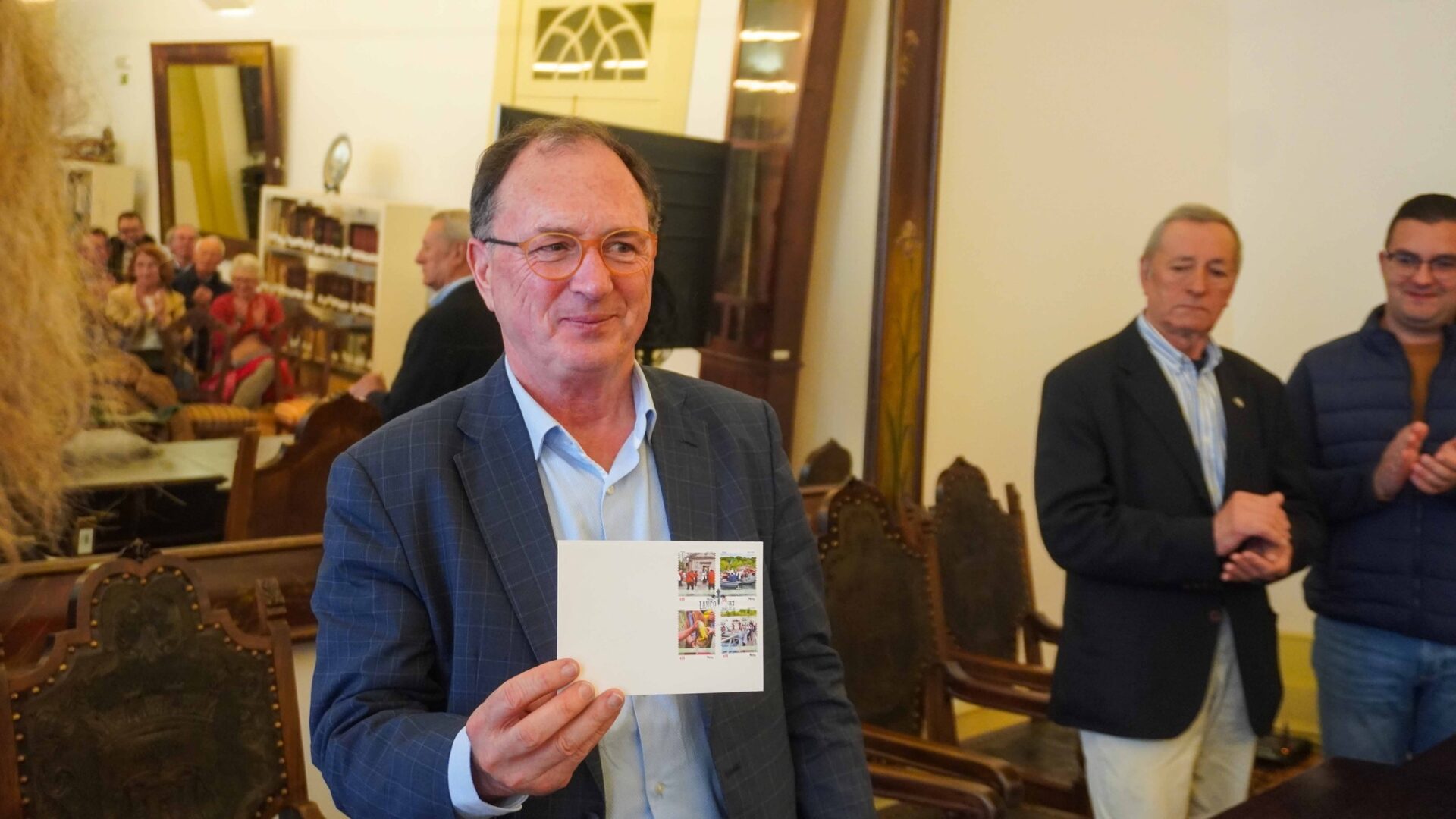 Valença: CTT lançam série filatélica em homenagem à tradição pascal do ...